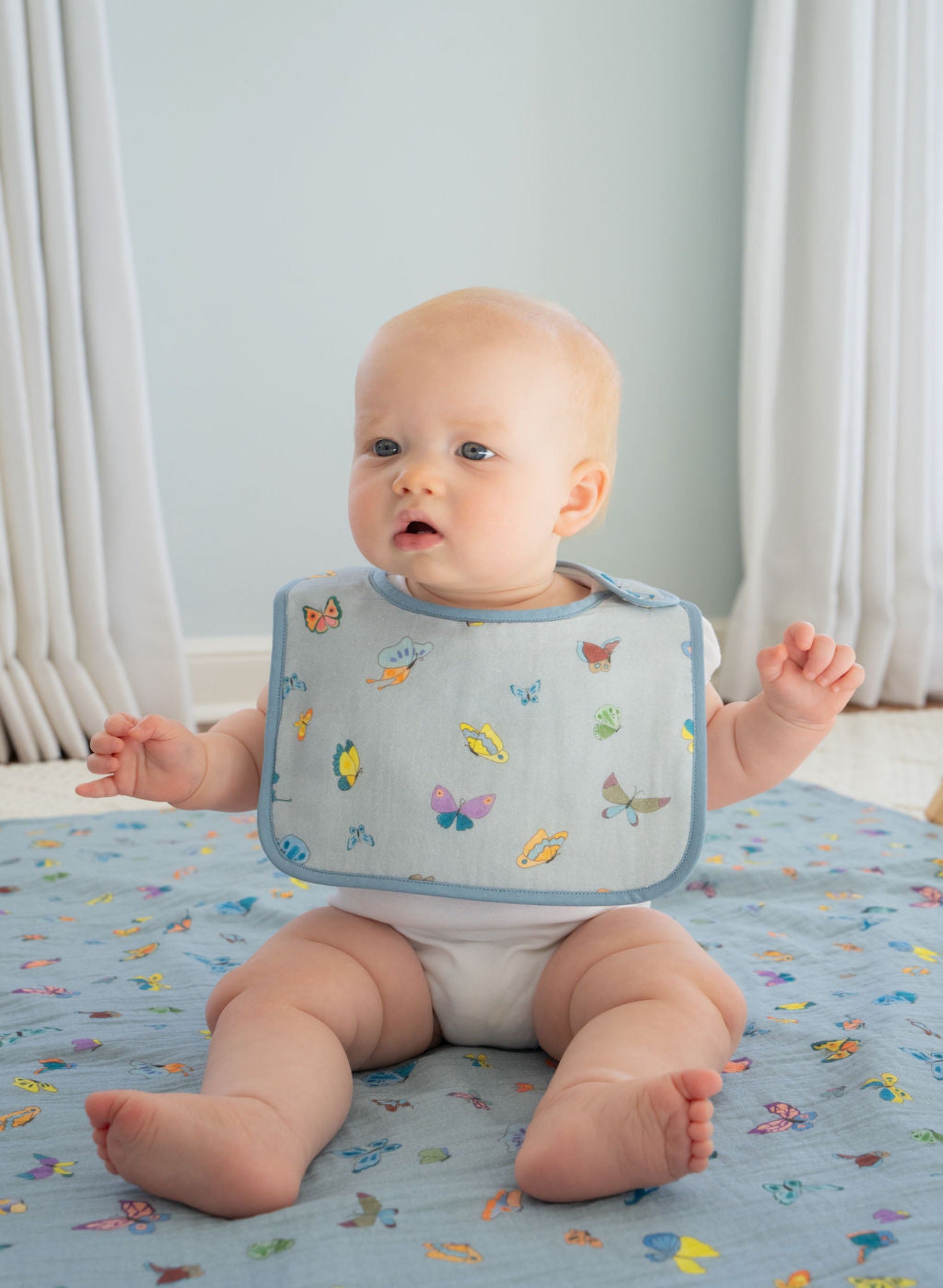 Blue Madame Butterfly Bib, Burp Cloth and Swaddle – Timo & Violet